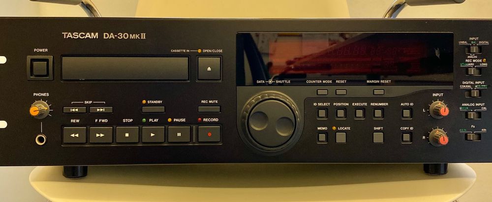 TASCAM DAT Aufnahme- und Abspielgerät | Kaufen auf Ricardo