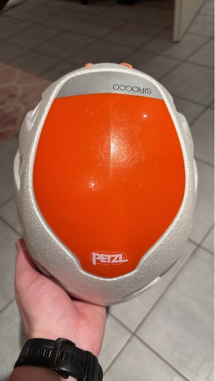 Casque d'alpinisme Petzl Sirocco Orange, taille M/L (D'occasion) à ...