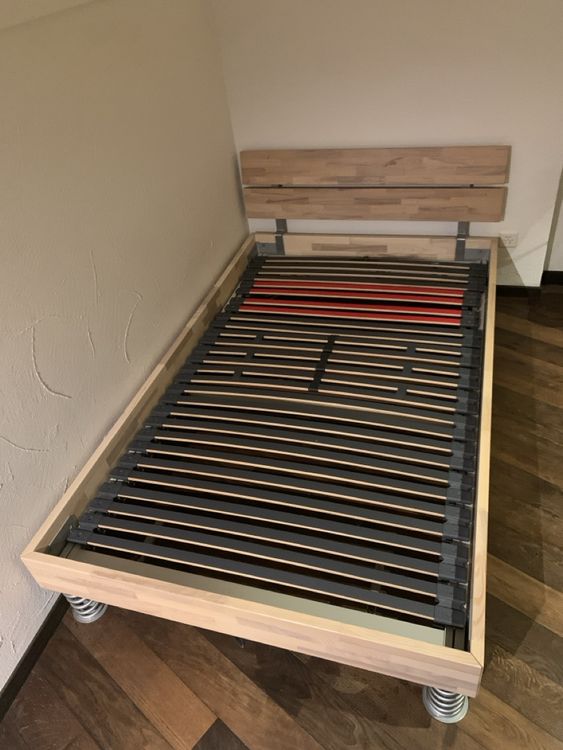 Bett von Hasena mit Sprungfedern als Füsse | Kaufen auf Ricardo