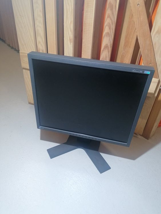 EIZO 19 Zoll L768 Bildschirm (Gebraucht) in Steinmaur für CHF 10 – nur Abholung auf Ricardo kaufen