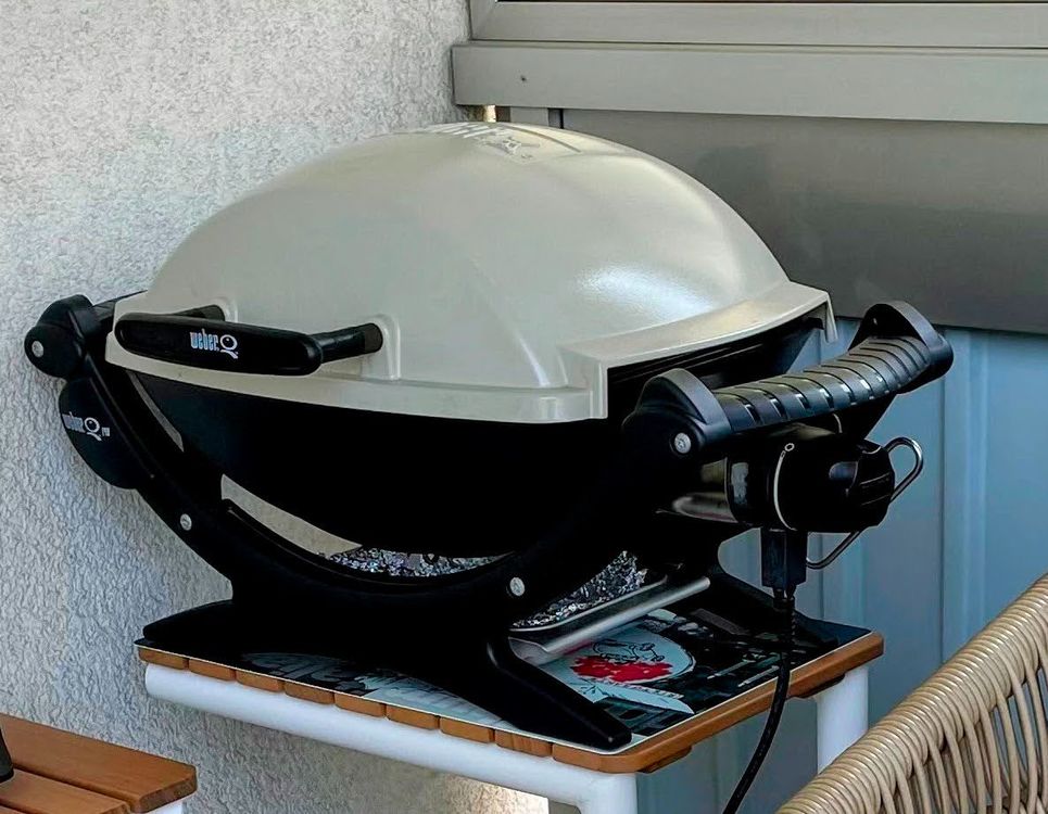 Weber Elektro - Tischgrill mit Grillplatte (Gebraucht) in Goldach für ...