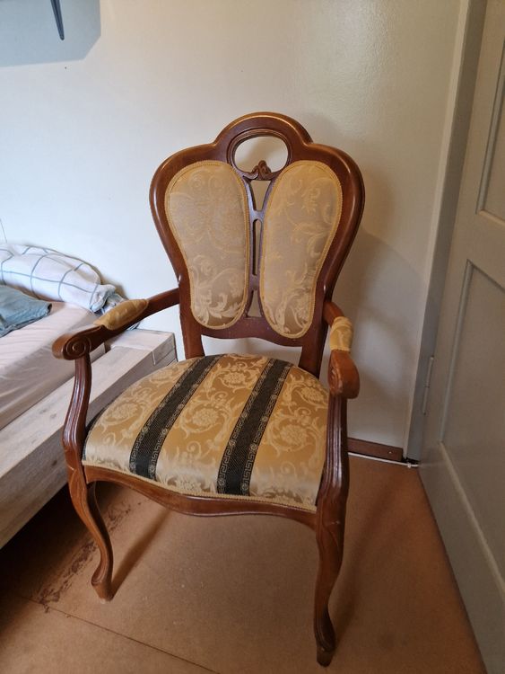 Antike Sessel Mit Armlehne