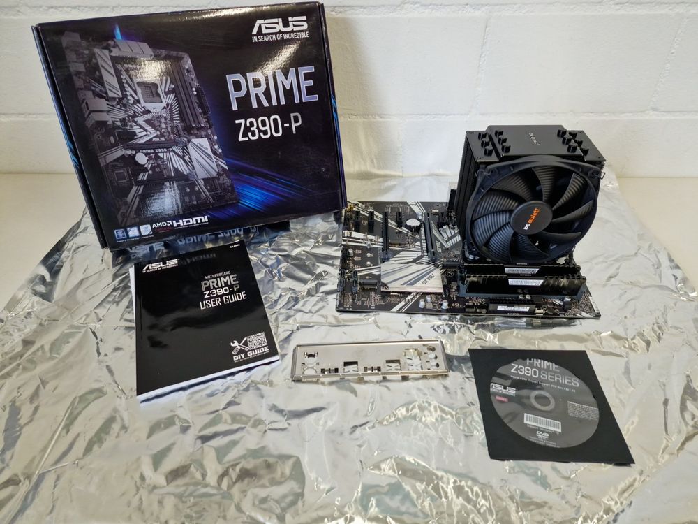 Mainboard ASUS Z390-P / i7 9700 / 32GB RAM / Cooler (Gebraucht) in ...