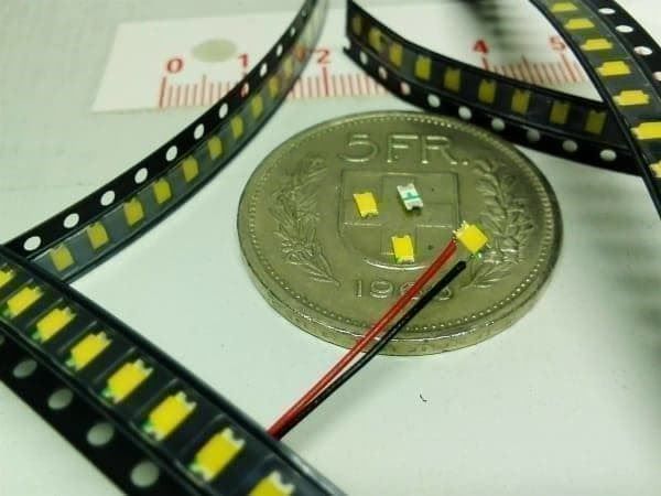 LED SMD 1206, warmweiss, 100 Stk, 3V | Kaufen auf Ricardo