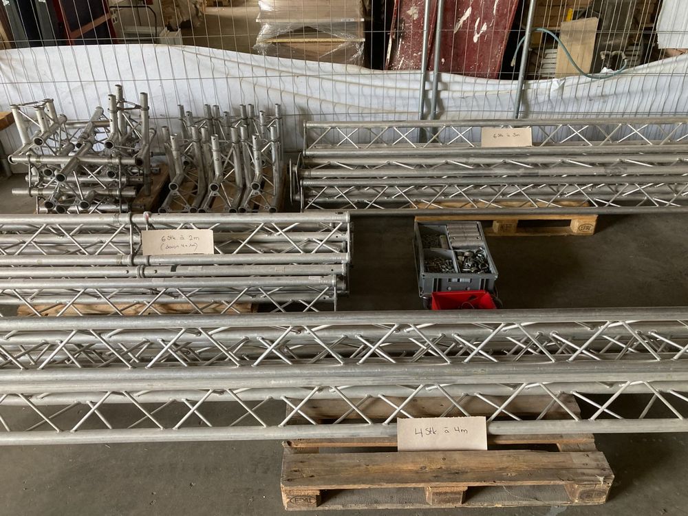 Litestructures Messestand mit div. 3 Punkt Traversen (Gebraucht) in ...