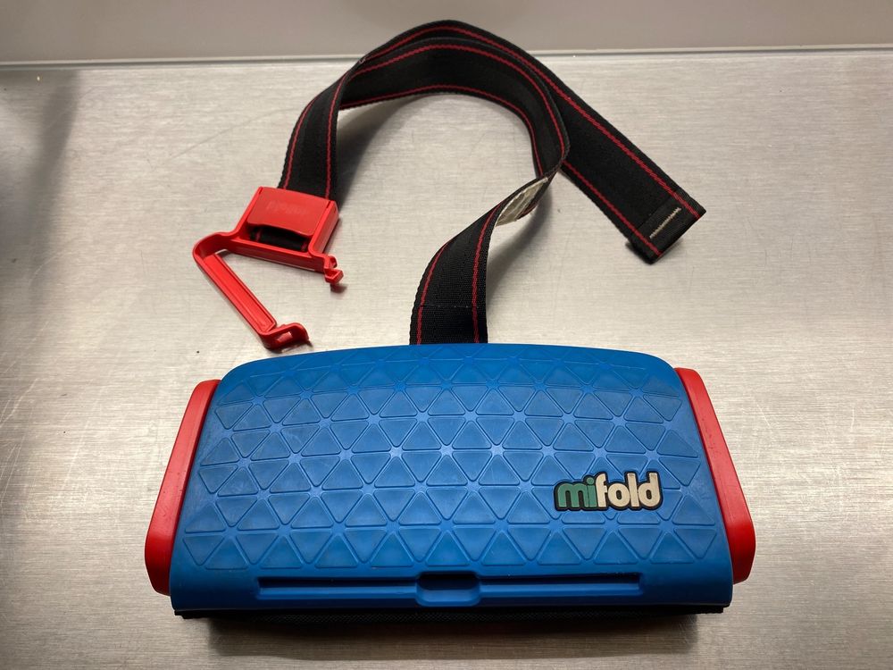 Mifold Grab-and-go Booster Autokindersitz Blau 15-36 Kg (Gebraucht) in ...