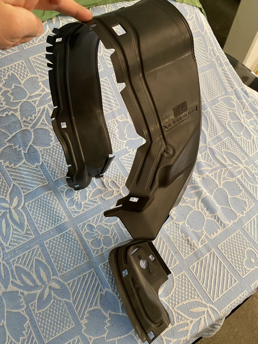 Garde-boue Mercedes W124, pièce d'origine 1248840835! (Neuf avec ...