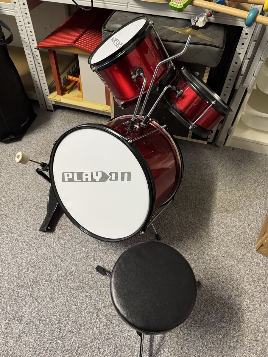Kinder Schlagzeug 🥁🎁 Top! (Gebraucht) in Bergdietikon für CHF 25 – nur ...