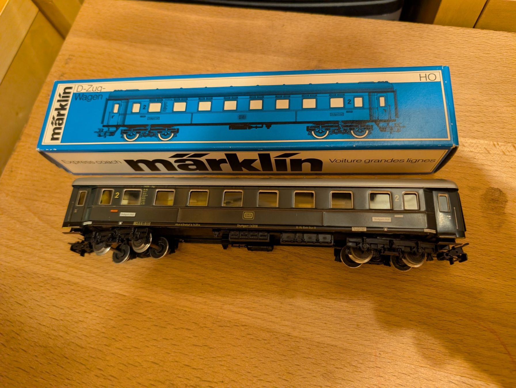 Märklin Schnellzugwagen B4ü der DB, Blech-Gehäuse (4037) (Gebraucht) in ...