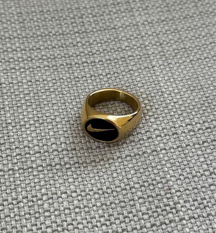 Goldener Nike Ring (Gebraucht) in St.Gallen für CHF 18 – mit Lieferung ...