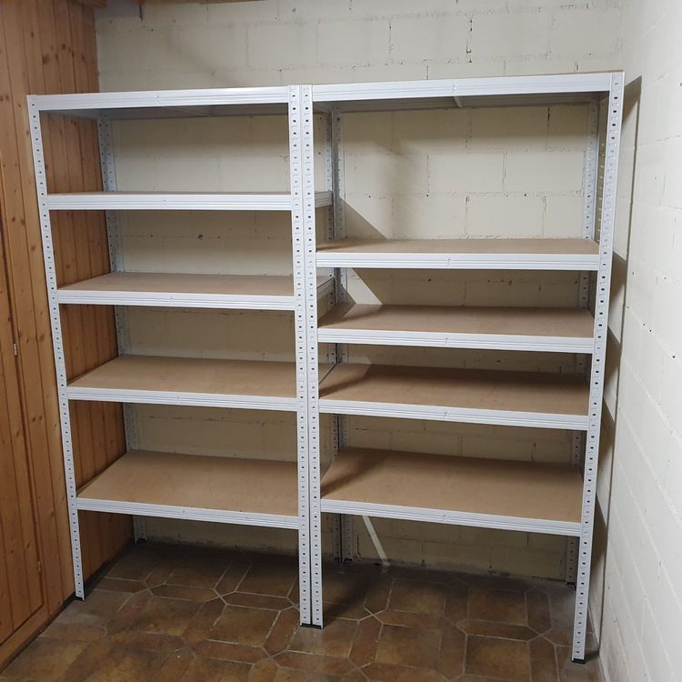 2 Steckregale Metall mit 5 Tablaren (Gebraucht) in Rüti ZH für CHF 39 – mit Lieferung auf ...