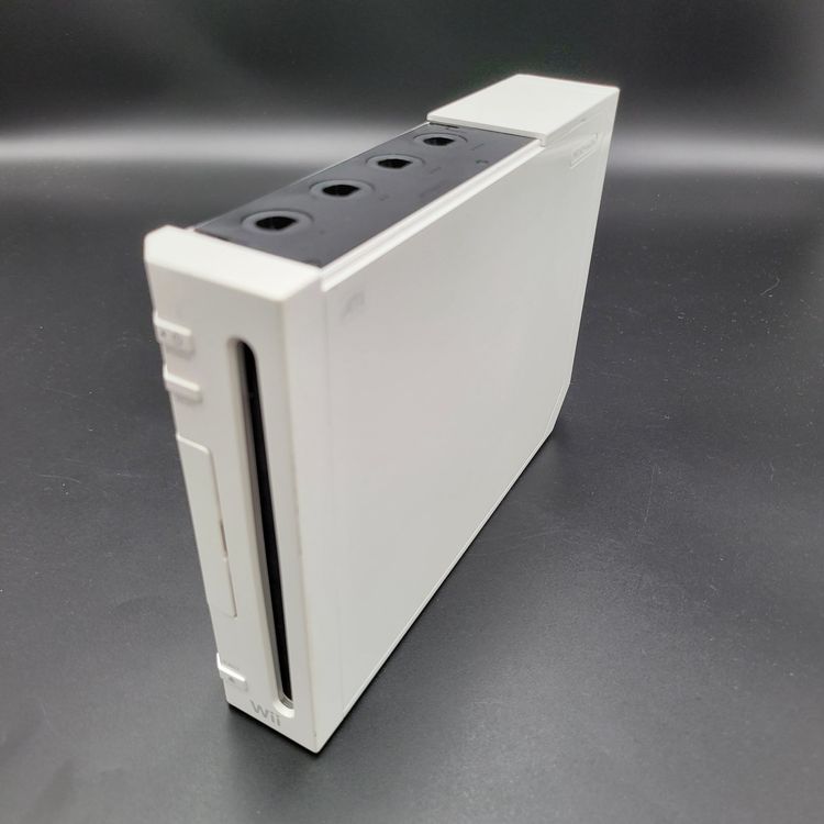 Nintendo Wii Konsole (22) (Gebraucht) in Domat/Ems für CHF 9.9 – mit ...