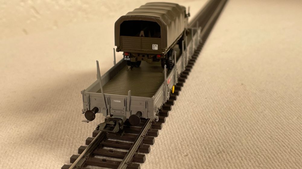 Roco 47792 - SBB Ks Rungenwagen mit Armee LKW Steyr - NEU (Gebraucht) in Volketswil für CHF 38 ...