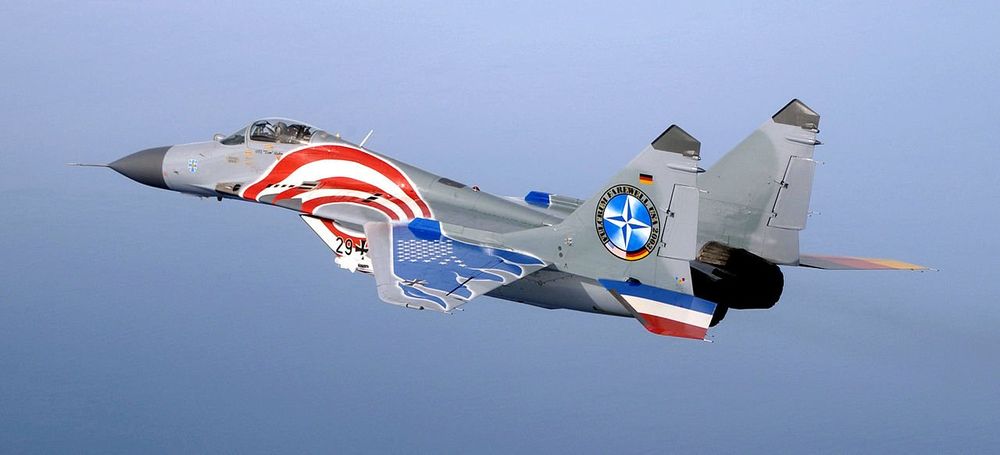 Flight Hobby Mig-29 Kit, Russlandstern nicht aufgeklebt! (Neu und ...