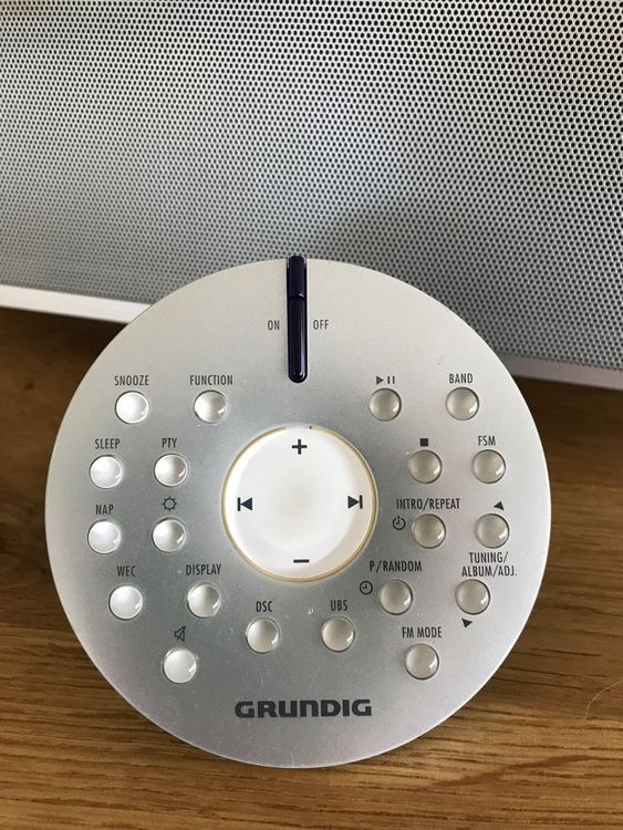 Grundig HIFI Micro System Ovation CDS 7000 DEC (Gebraucht) in Siebnen ...