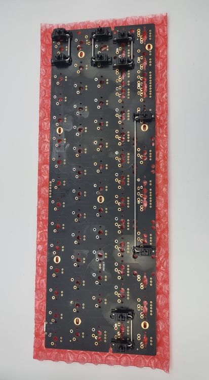 PCB, Switches und Case (Gebraucht) in Bülach für CHF 39.9 – mit ...