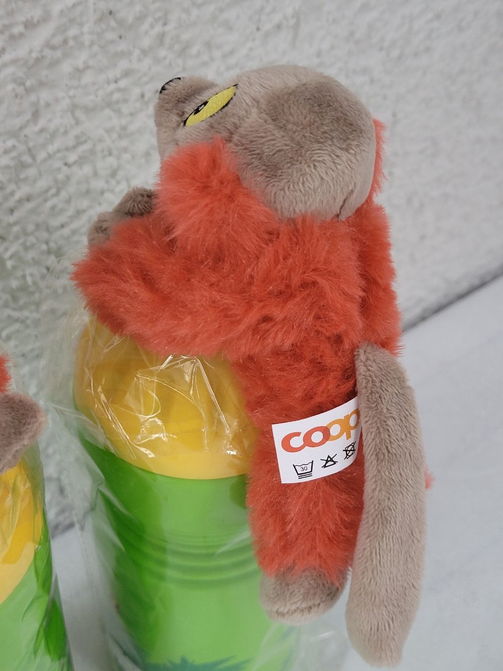 2 Süsse Jamadu VARI Äffchen Coop und 2 Trinkflaschen OVP (Neu (gemäss ...