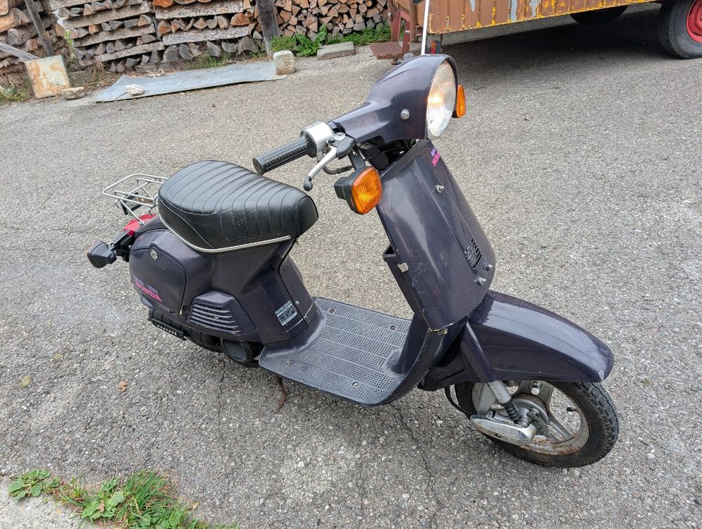 Honda Melody deluxe, Roller (Gebraucht) in Eichberg für CHF 650 – nur ...