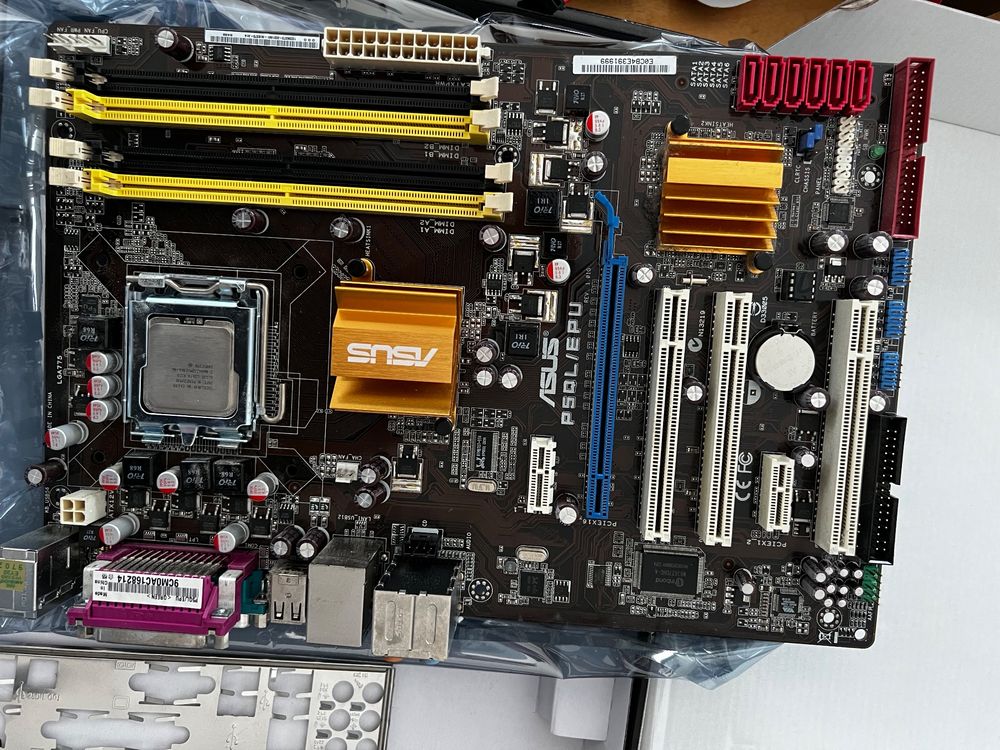 PC Komponente Mainboard, Grafikkarte usw. (Defekt) in Port für CHF 101 – mit Lieferung auf ...