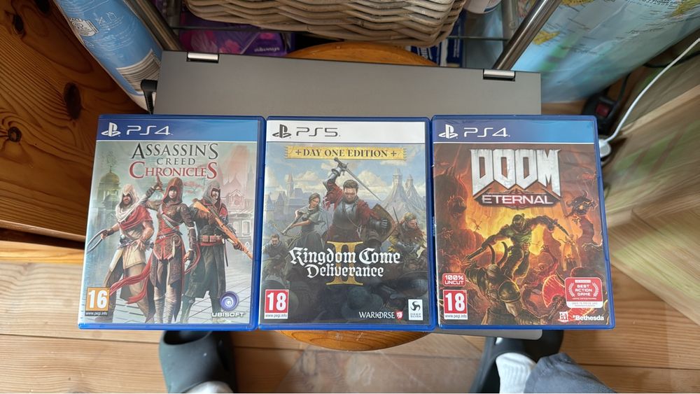 PS4 PS5 Game Bundle - Assassin's Creed, Kingdom Come, Doom | Kaufen auf Ricardo