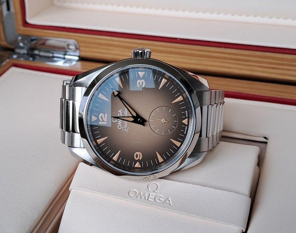 Neue Omega Railmaster, CH-Full-Set 2025: nur 4000 statt 5700 (Neu (gemäss Beschreibung)) in ...