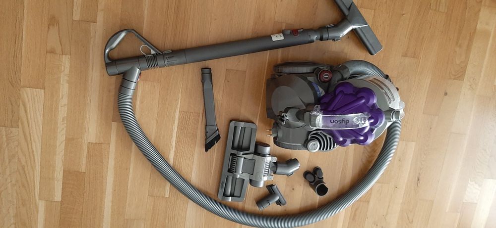 Dyson Staubsauger DC29 Allergy Parquet | Kaufen auf Ricardo