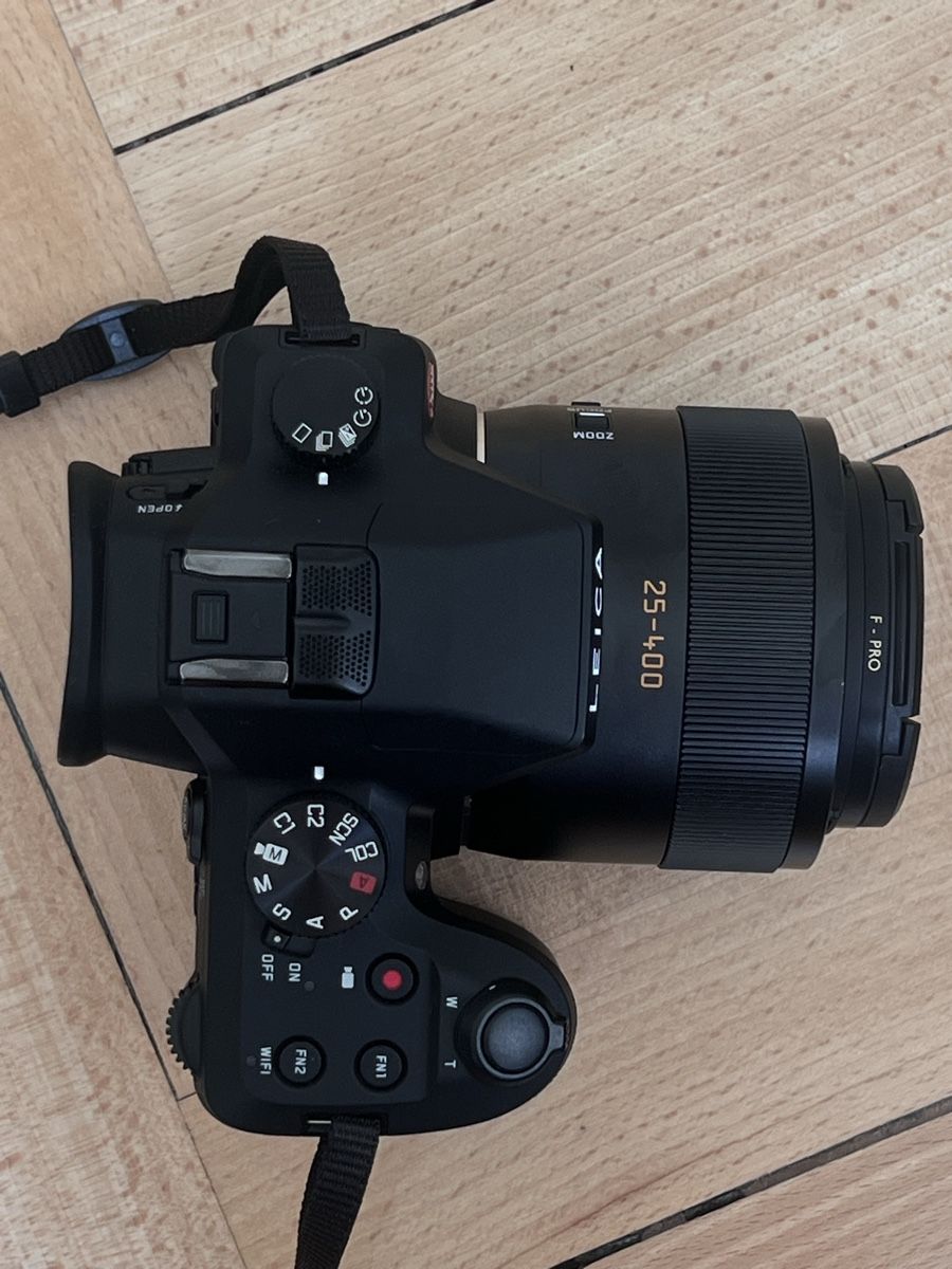 TOP!!! Leica V-Lux Typ 114 mit Zubehör (Neu (gemäss Beschreibung)) in ...