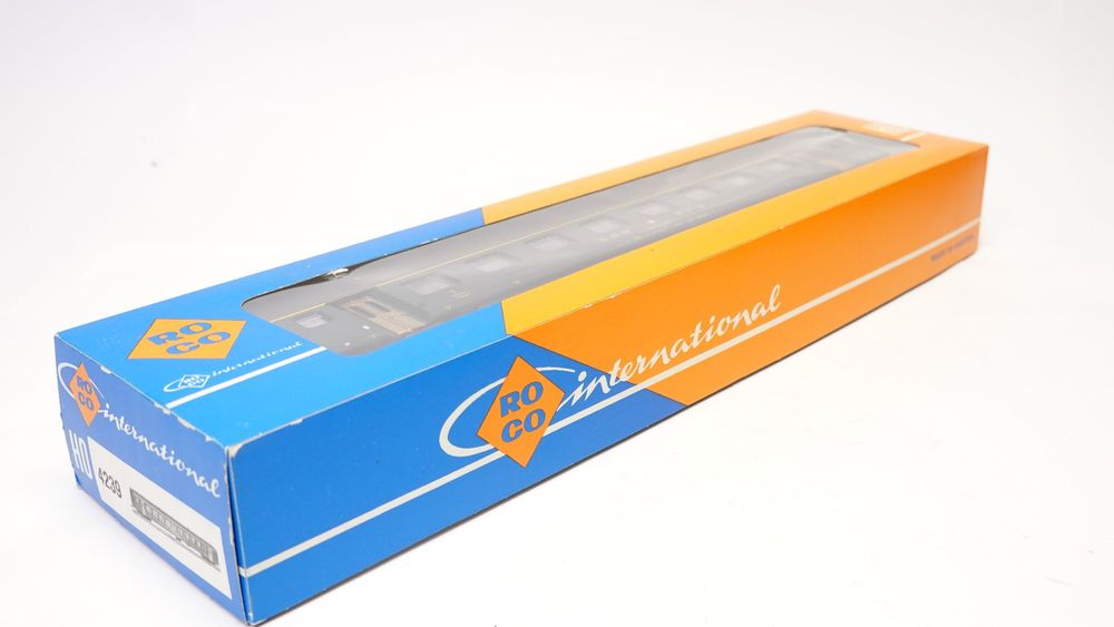 e6 Roco 4239 SBB Personenwagen EW II 1. Klasse mit Licht | Kaufen auf ...