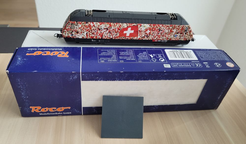 Roco 62396 Re 460 015-1 "Fussball EM 2008" (Neu (gemäss Beschreibung ...