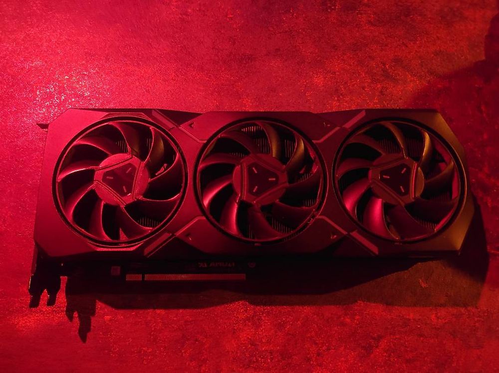 XFX RADEON AMD RX 7900 XT MBA GAMING (D'occasion) à Genève pour CHF 450 ...