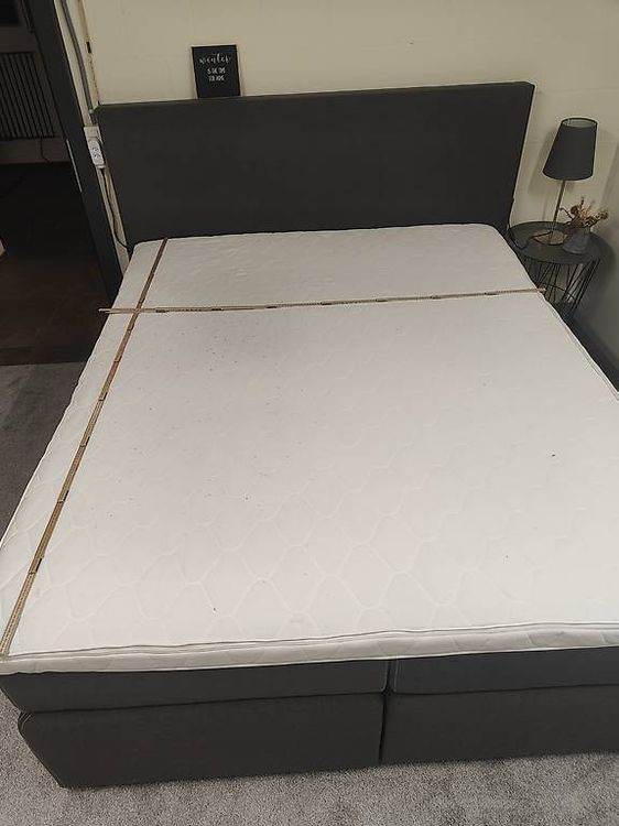 Boxspring Bett neuwertig (Gebraucht) in Wil AG für CHF 150 – nur ...