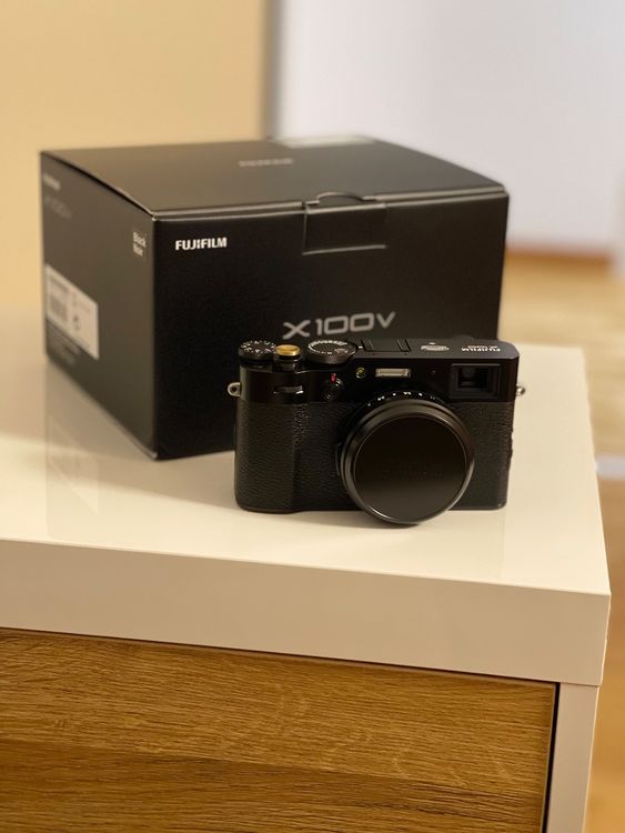 Fujifilm X100 V black (Neu (gemäss Beschreibung)) in Luzern für CHF ...