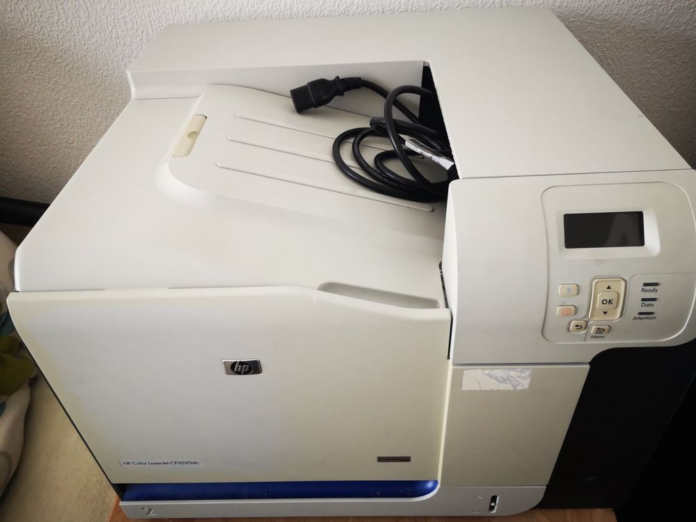 Imprimante hp color laserjet CP3525dn avec cartouche entamée ...