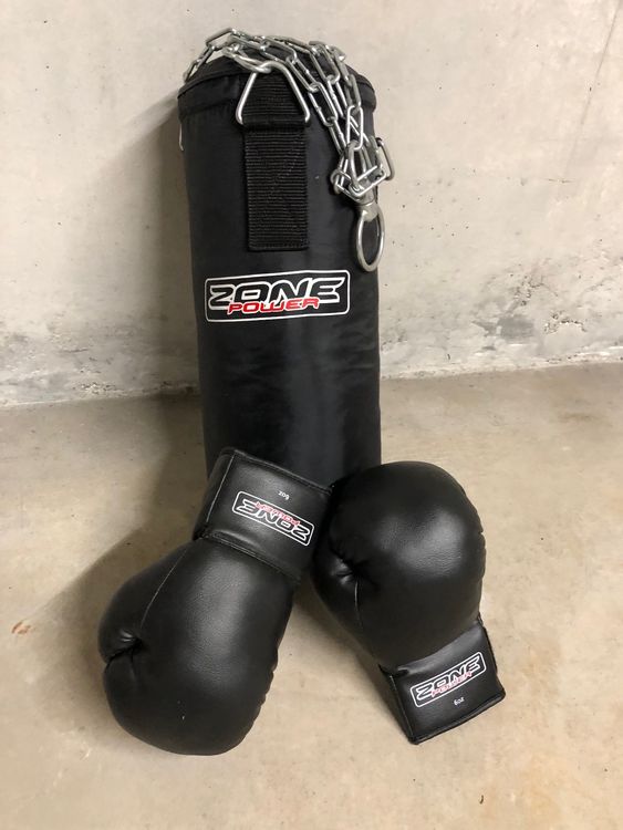 Kinder Boxsack ist inkl. Boxhandschuhe (Gebraucht) in Mülenen für CHF ...