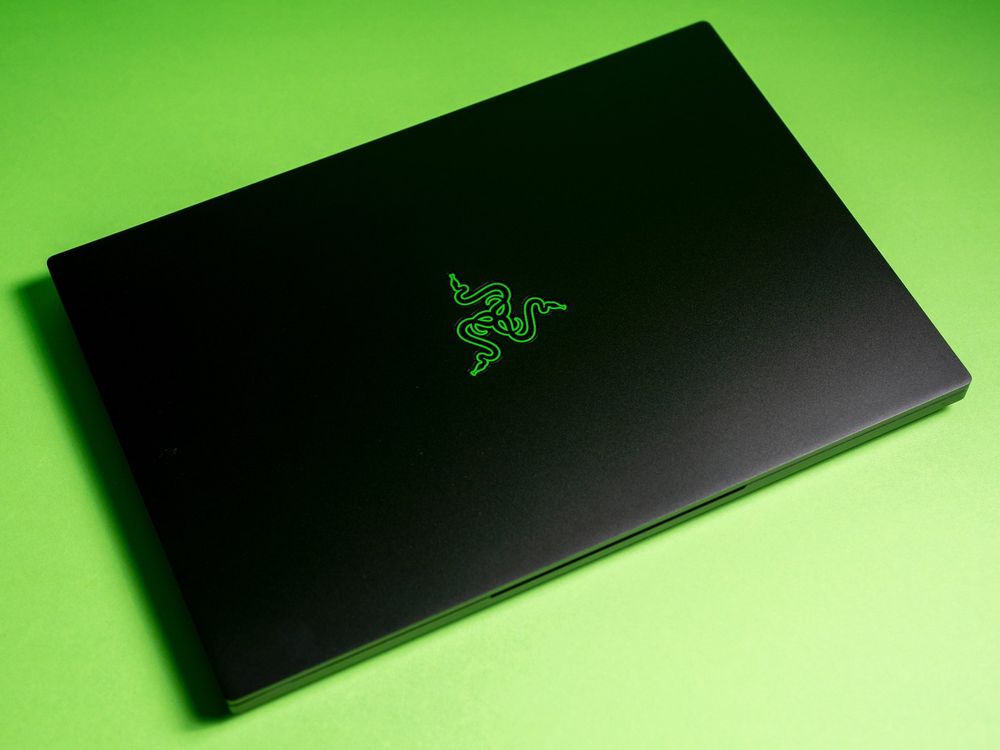 Razer Blade 14 [2022 – AMD Ryzen - RTX 3080Ti] | Comprare su Ricardo