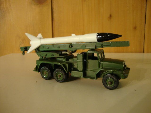 DINKY TOYS / Militär Missile Launcher / Rakenwerfer (Gebraucht) in ...