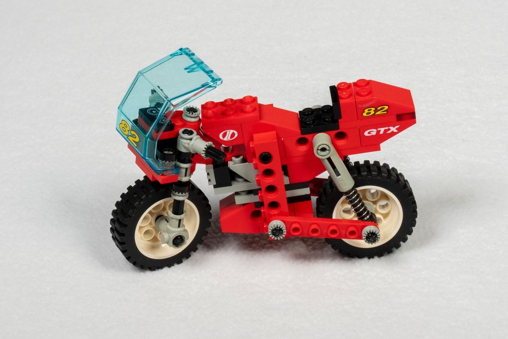 Lego 8210 Technic "Nitro GTX Bike" (Gebraucht) in Bern für CHF 4 – mit Lieferung auf Ricardo kaufen