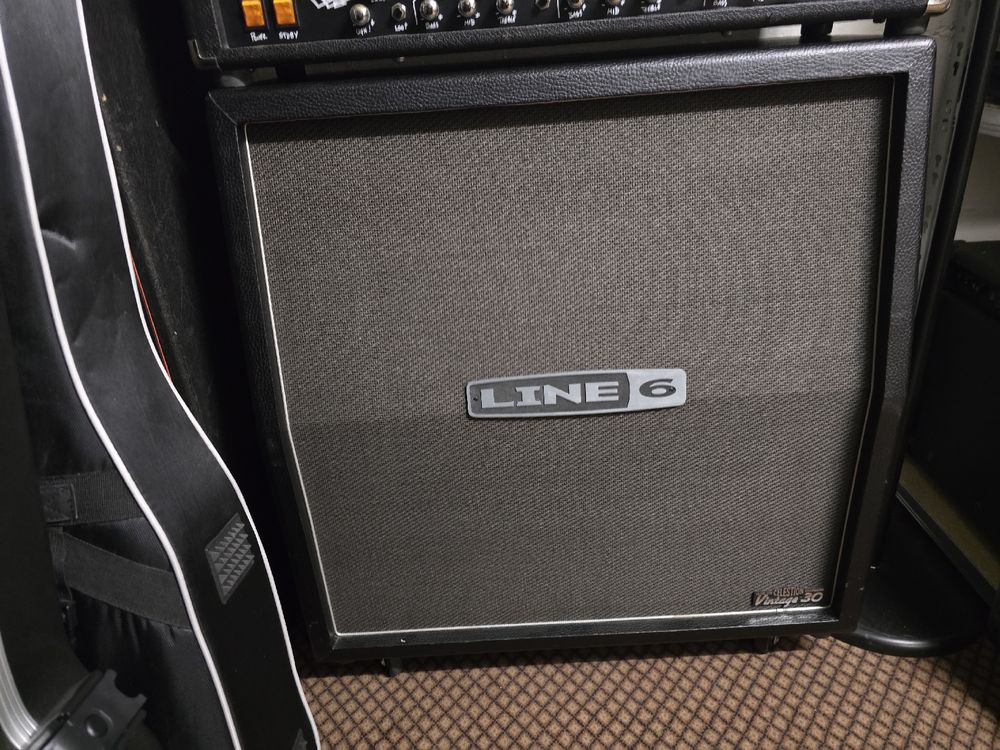 LINE6 4x12 SPEAKER CABINET (Gebraucht) in Zürich für CHF 200 – nur ...