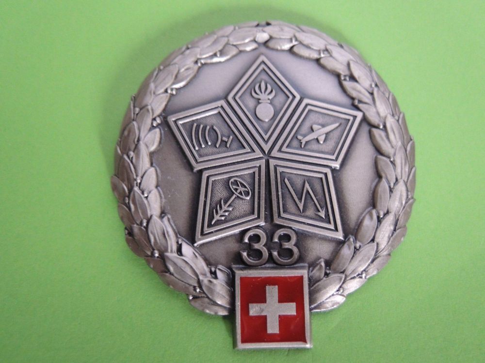 Schweizer Armee Emblem für Béret in sehr schönem Zustand (D'occasion) à ...