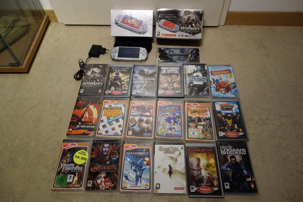 Sony Playstation Portable - PSP - Set mit vielen Spielen | Kaufen auf ...