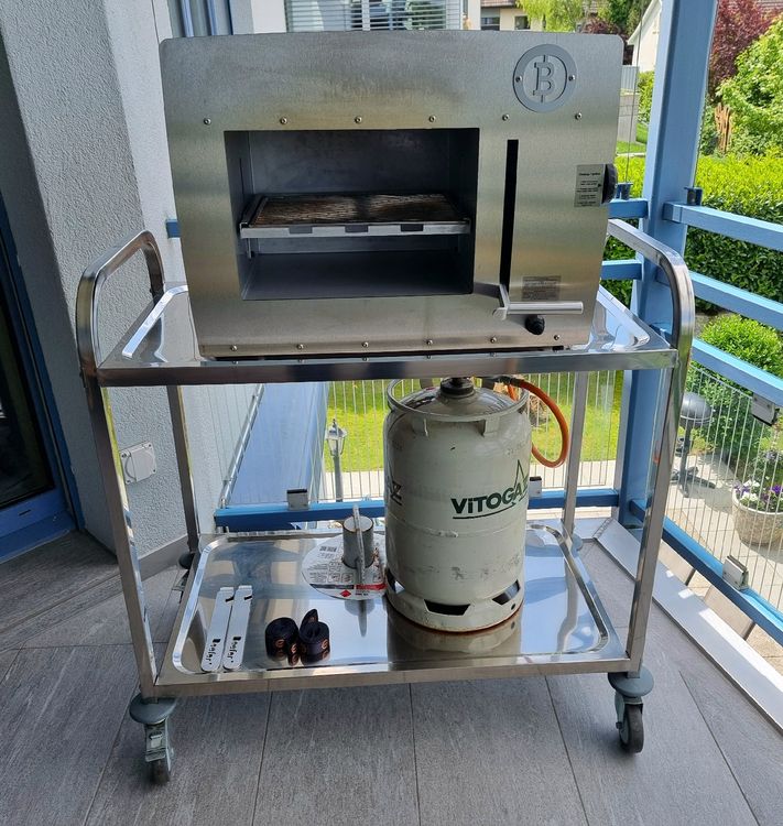 Beefer XL Gasgrill mit Wagen, Zubehör & Gasflasche (Gebraucht) in ...