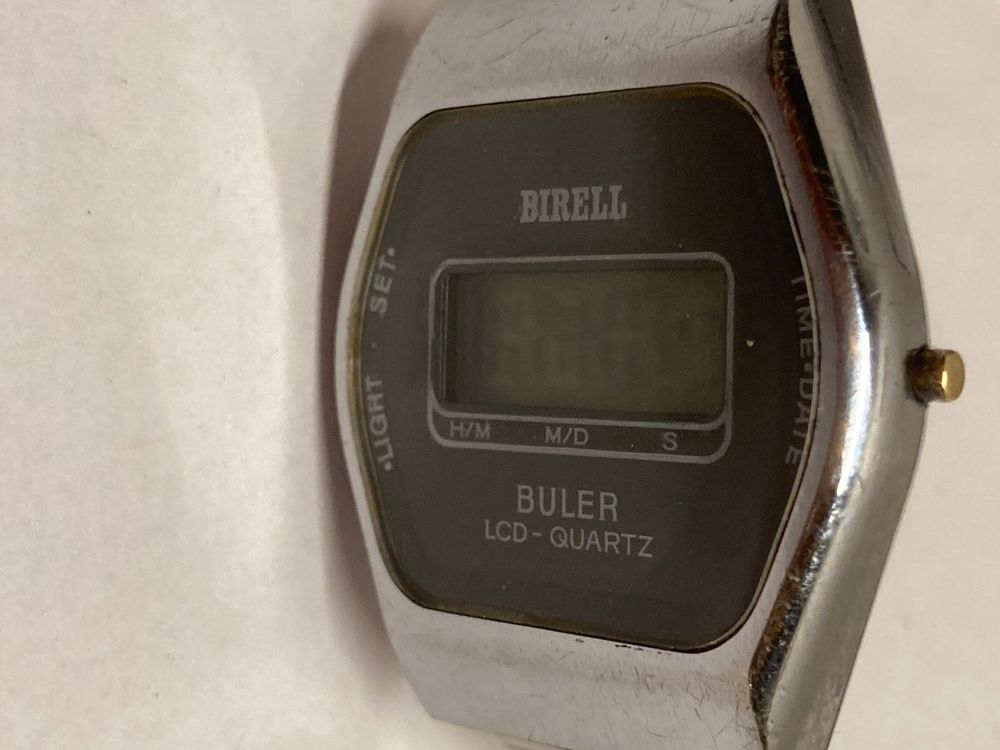 Birell Buler Lcd quartz 36 mm (Gebraucht) in Glattbrugg für CHF 30 ...