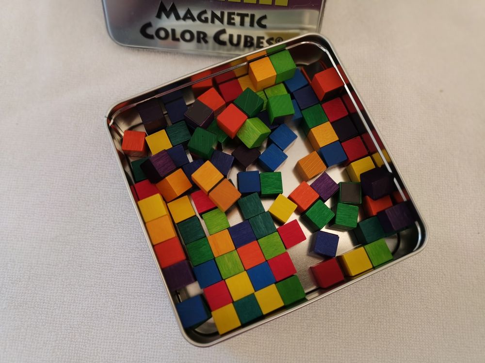 Magnetisches Holzwürfelmosaik - Magnetic Color Cubes | Acheter sur Ricardo