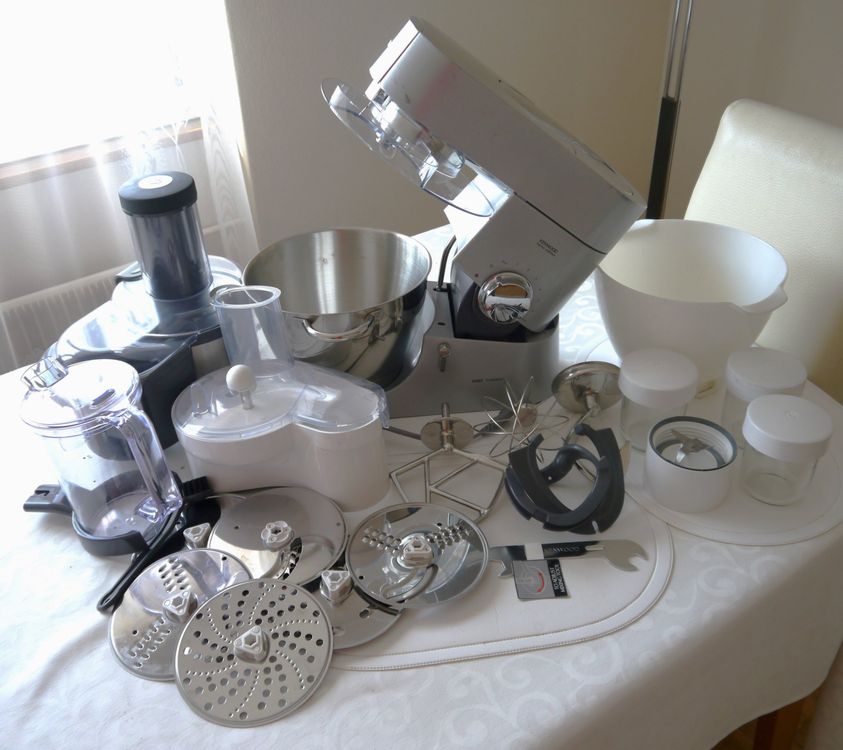 KENWOOD ** Chef Titanium ** KMC 01 1400W (Gebraucht) in für CHF 390 – mit Lieferung auf Ricardo ...
