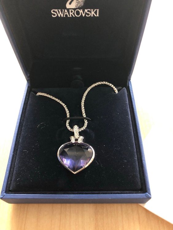 NEU Kette von Swarovski mit Titanic Herz (Neu und originalverpackt) in Ruggell für CHF 46 – mit ...