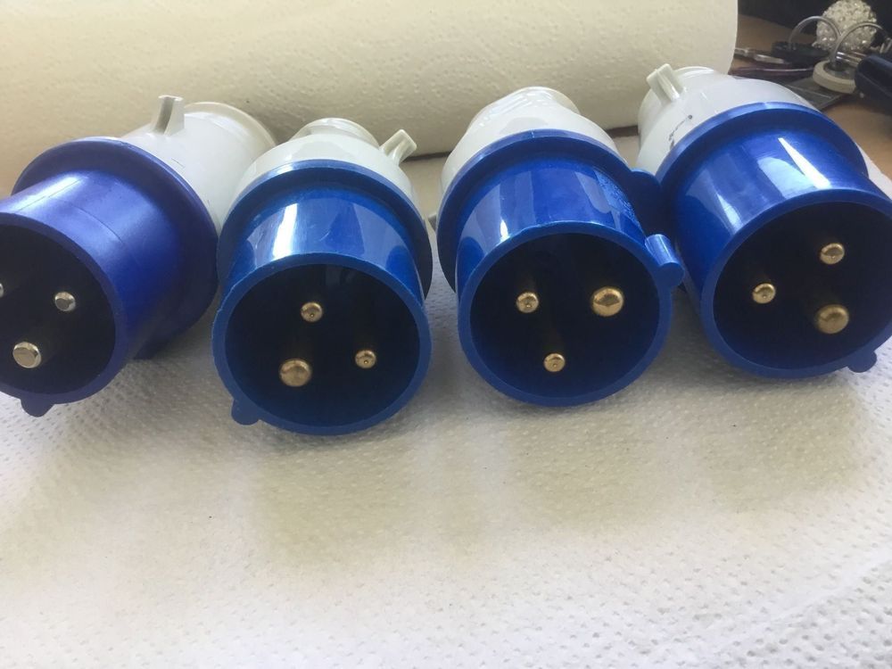 4 Stück EURO Stecker 3 polig 220V (Gebraucht) in Bleienbach für CHF 10 ...