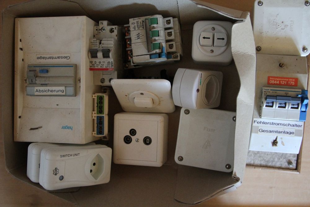 Elektromaterial Div. (Gebraucht) in Gerlafingen für CHF 20 – mit ...