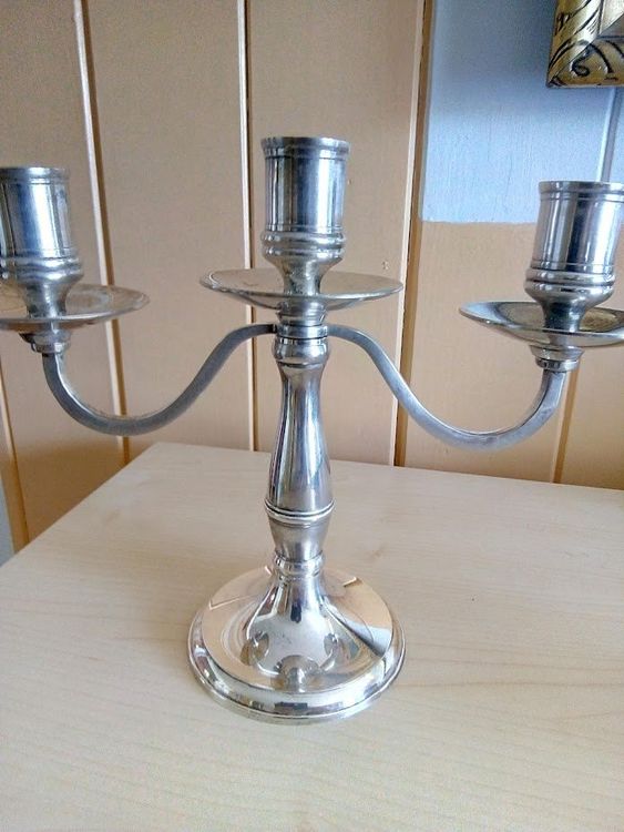 Antiker Versilberter Kerzenständer für drei Kerzen (Gebraucht) in Grosswangen für CHF 8 – mit ...