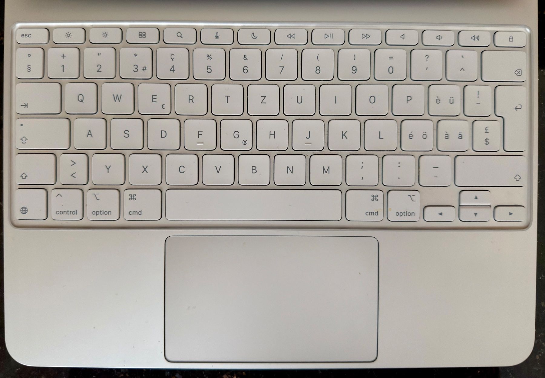 Apple Magic Keyboard iPad Pro (M4) 13 - weiss (Gebraucht) in Nänikon ...