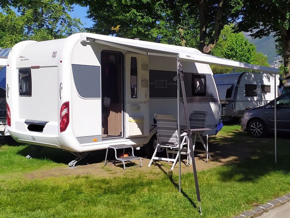 Hobby 400 SFE de Luxe mit umfangreichem Zubehör, reisebereit (Gebraucht ...